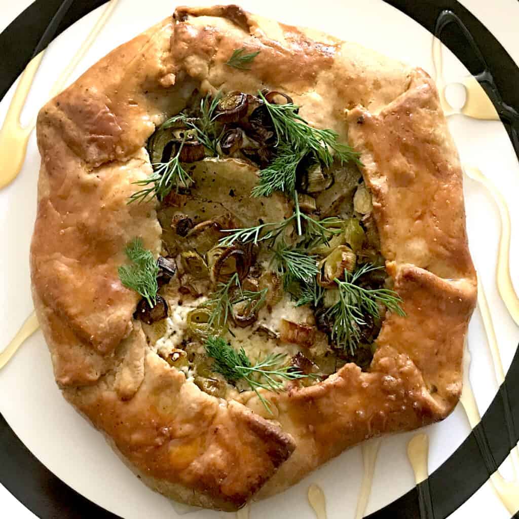 Crispy Fried Calamari-Kalamarakia Tiganita - The Greek Foodie