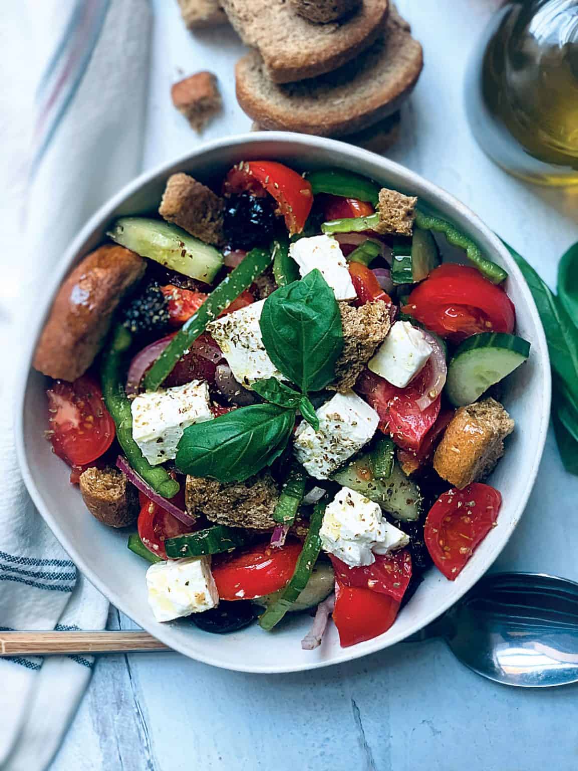 Greek Tomato Salad - Horiatiki Salata - The Greek Foodie