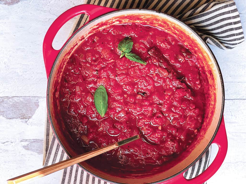 Greek Spaghetti Sauce With Tomatoes And Basil The Greek Foodie