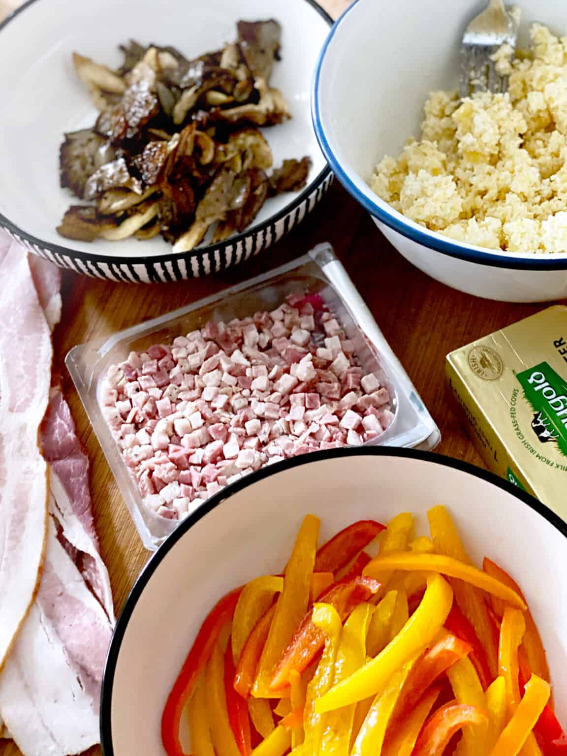 Easy Peinirli - Greek Pizza Boats - The Greek Foodie