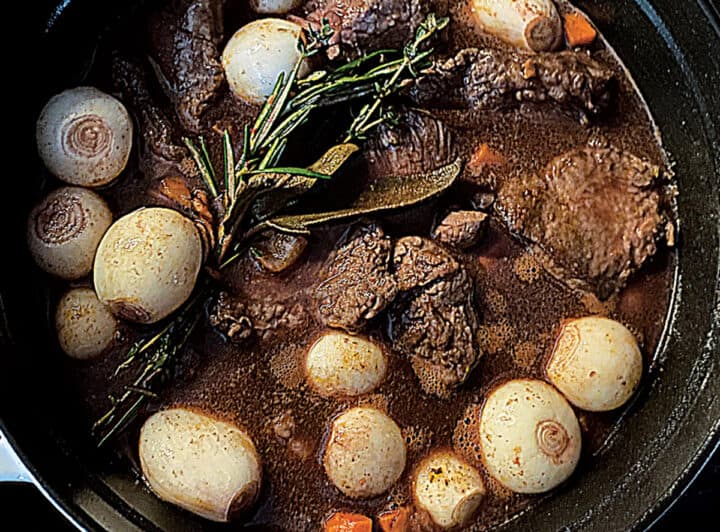 Stifado - Greek Red Wine Beef Stew - The Greek Foodie