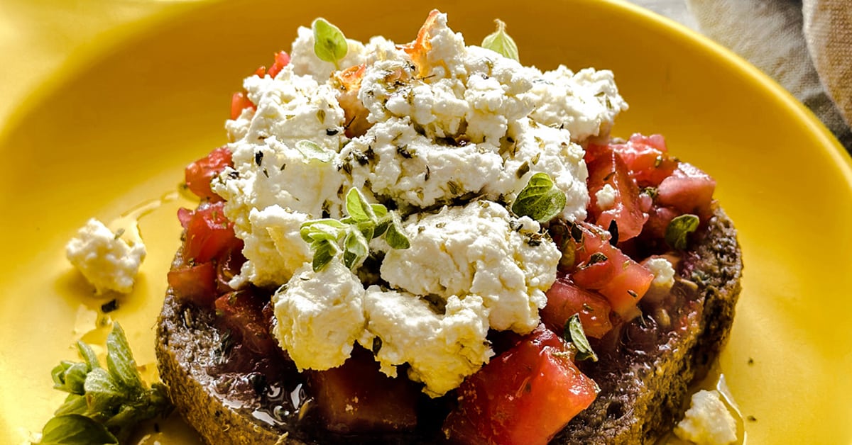 Dakos Kritikos - The Greek Foodie