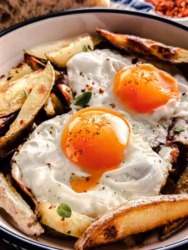 Fried Eggs And Fries-Avga Me Patates - The Greek Foodie