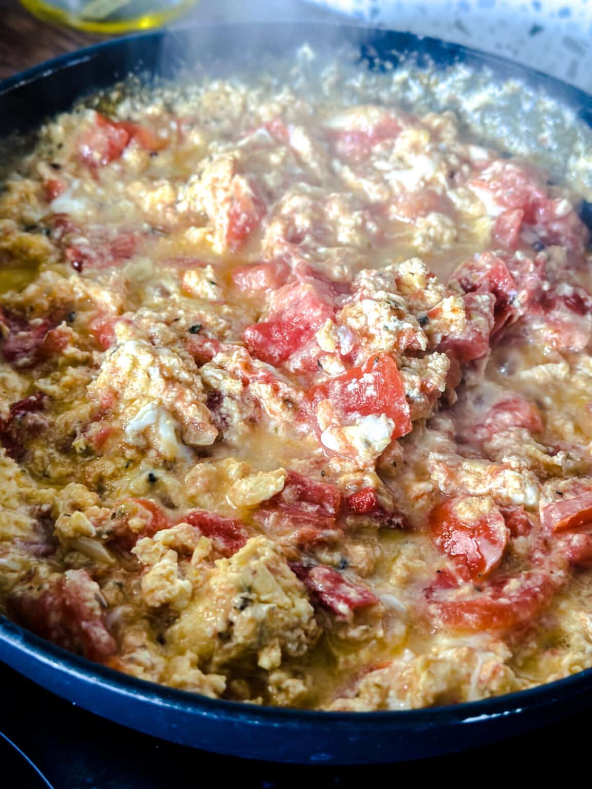 Greek Eggs Kayanas-Strapatsada - The Greek Foodie