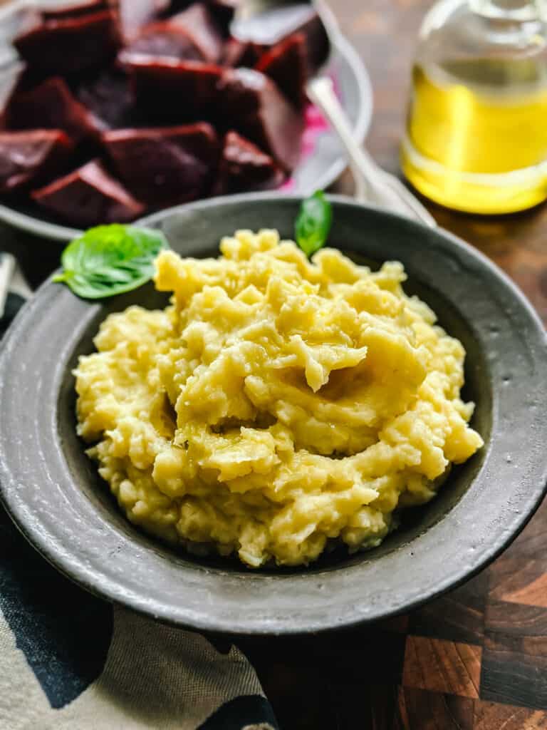 Skordalia-Greek Potato Garlic Dip - The Greek Foodie
