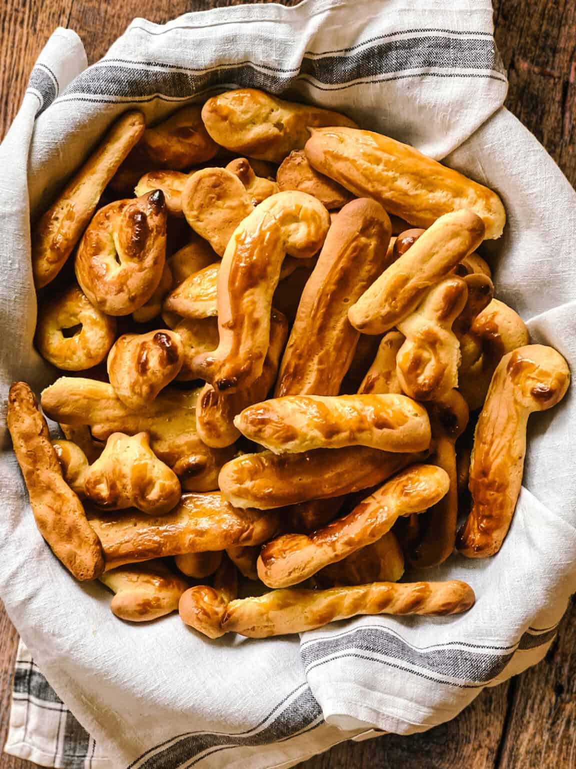 Greek Easter Cookies-Koulourakia - The Greek Foodie