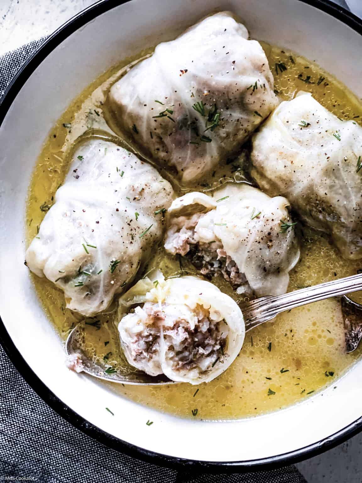 Greek Stuffed Cabbage Rolls - Lahanodolmades Avgolemono - The Greek Foodie