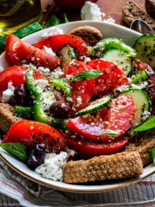 How to Make Authentic Greek Salad (Horiatiki Salata) - The Greek Foodie