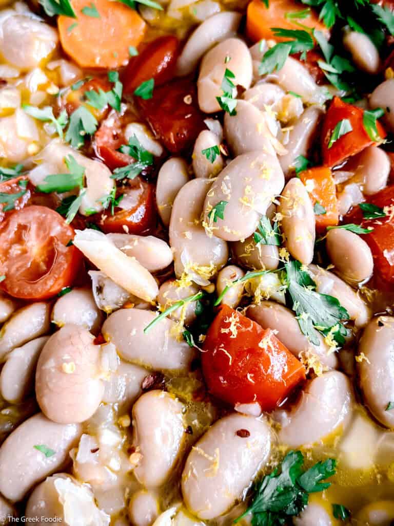 Greek Braised Beans - The Greek Foodie