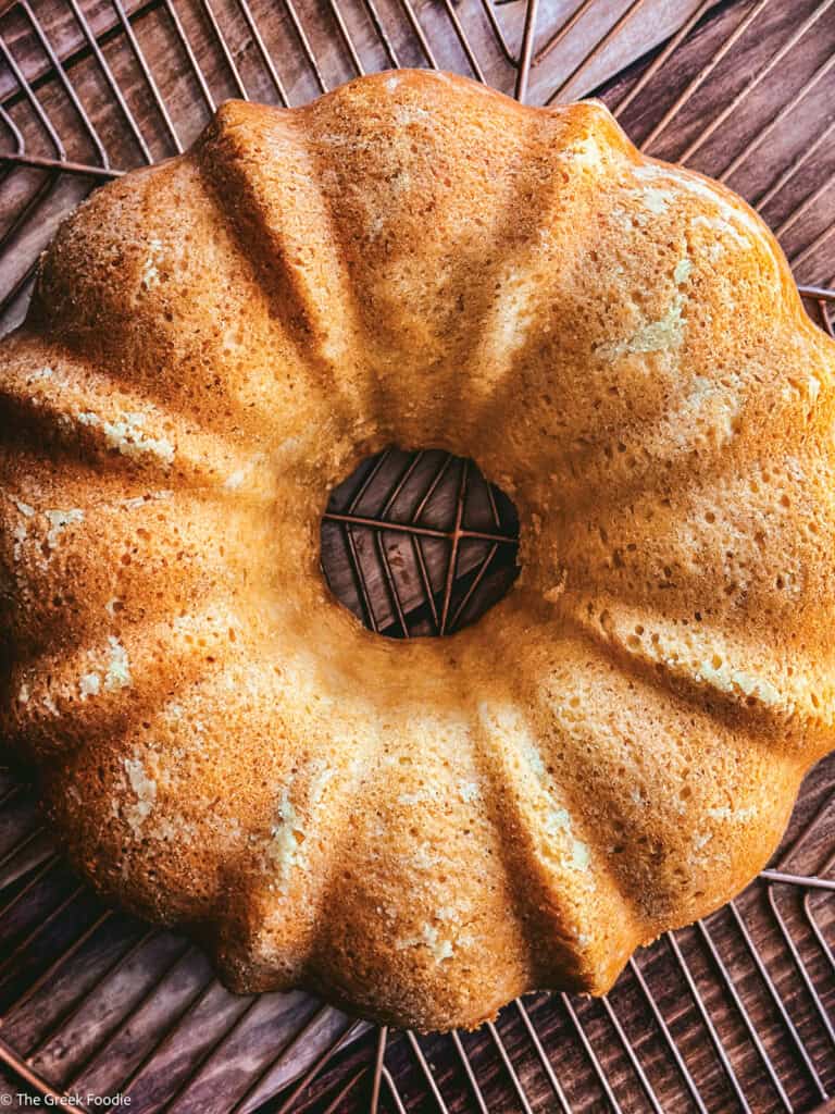 Greek Yogurt Cake - The Greek Foodie