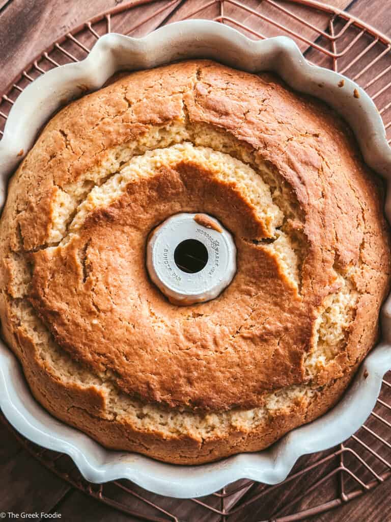 Greek Yogurt Cake - The Greek Foodie