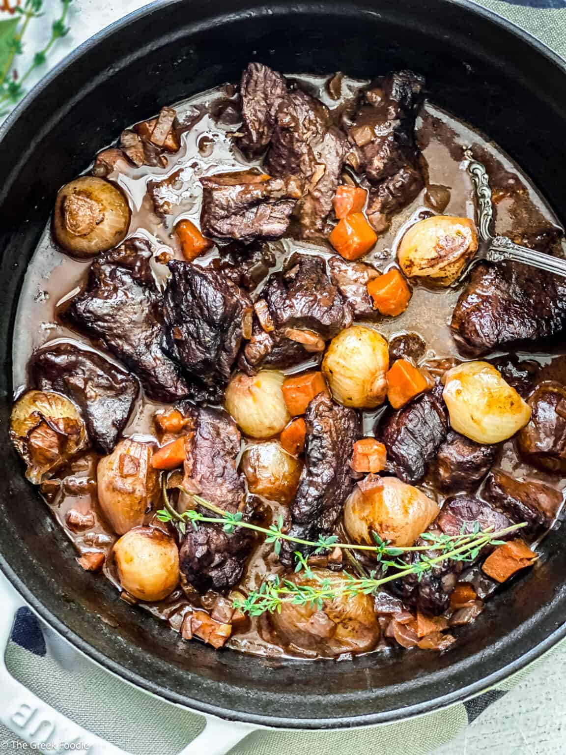 Stifado - Greek Red Wine Beef Stew - The Greek Foodie